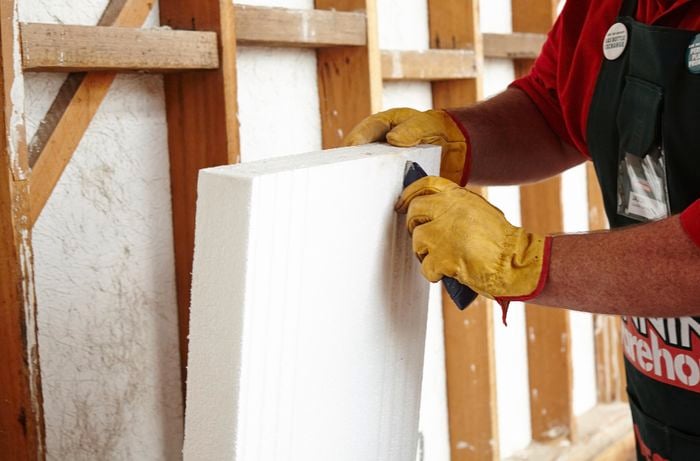 How To Install Polystyrene Insulation - Bunnings Australia