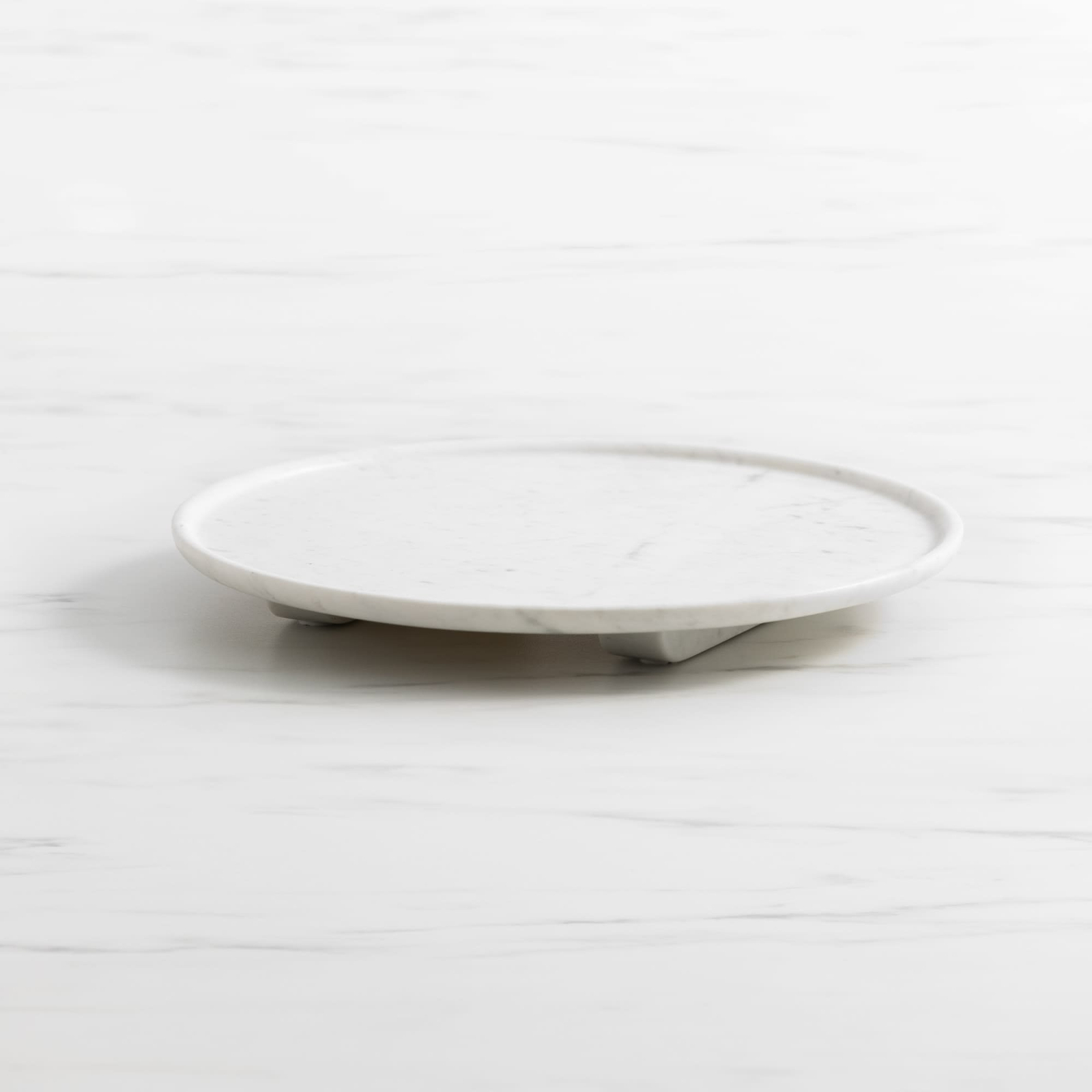 Salisbury & Co Riviera Round Marble Serving Tray 30cm White - Bunnings ...