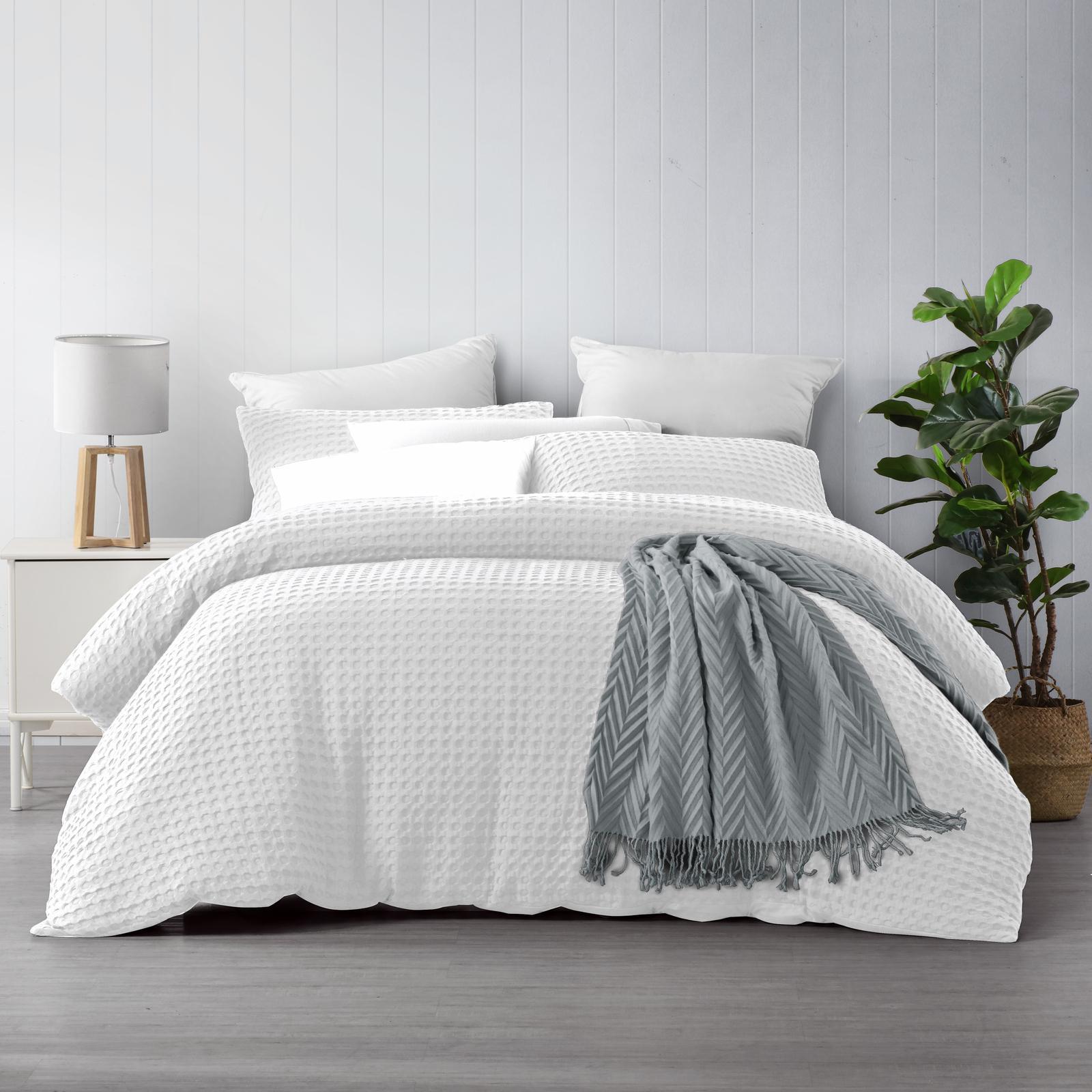 Dreamaker Cotton Waffle Quilt Cover Set White - Bunnings Australia