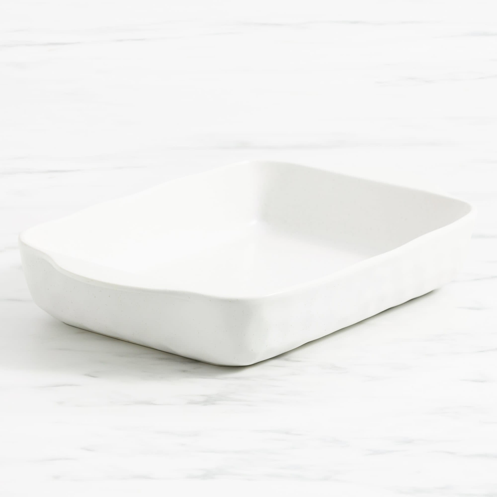 Salisbury & Co Campania Rectangular Baker 33x25cm White with Speckle - Bunnings Australia