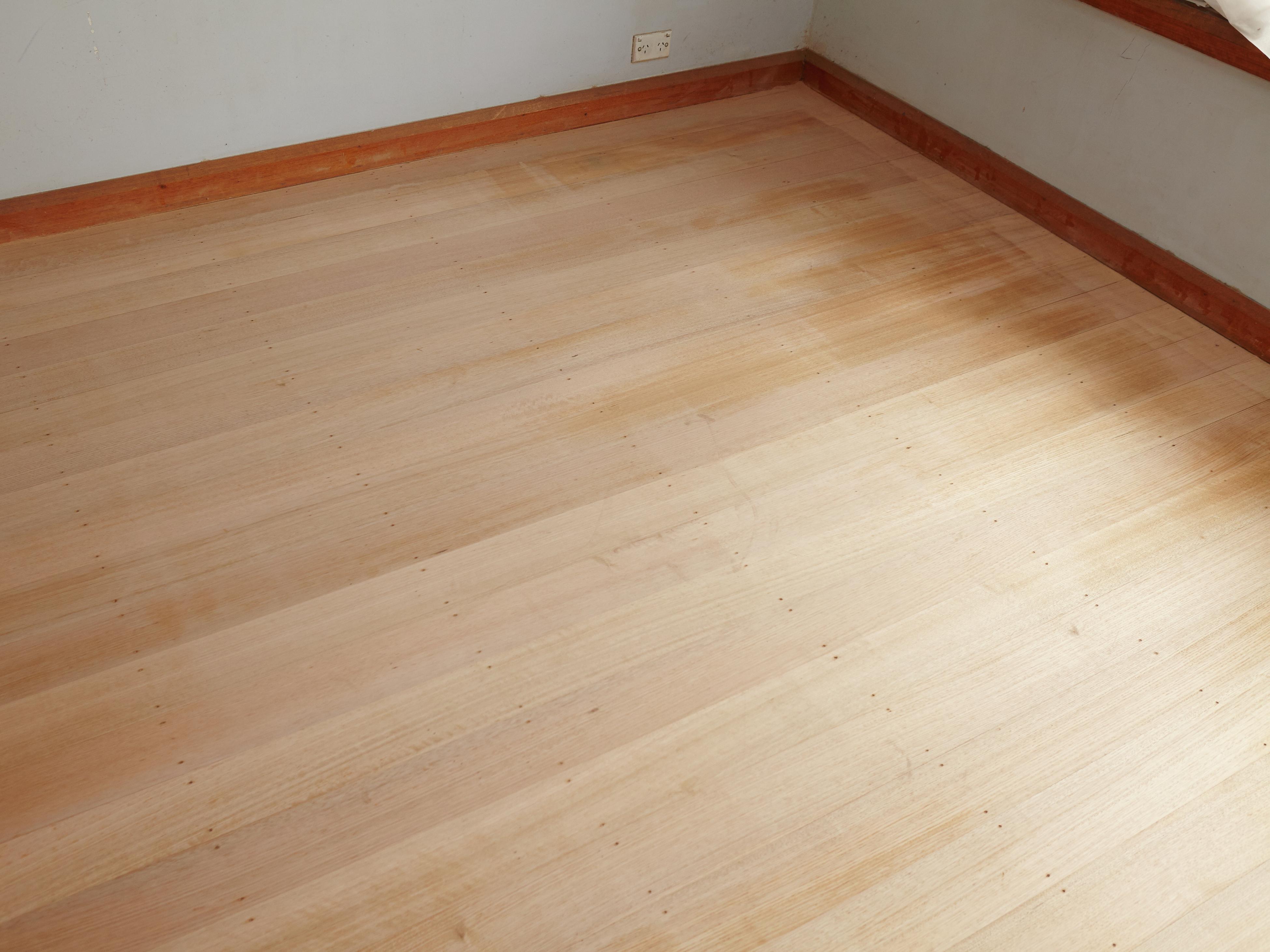 How To Sand Timber Floors - Bunnings Australia