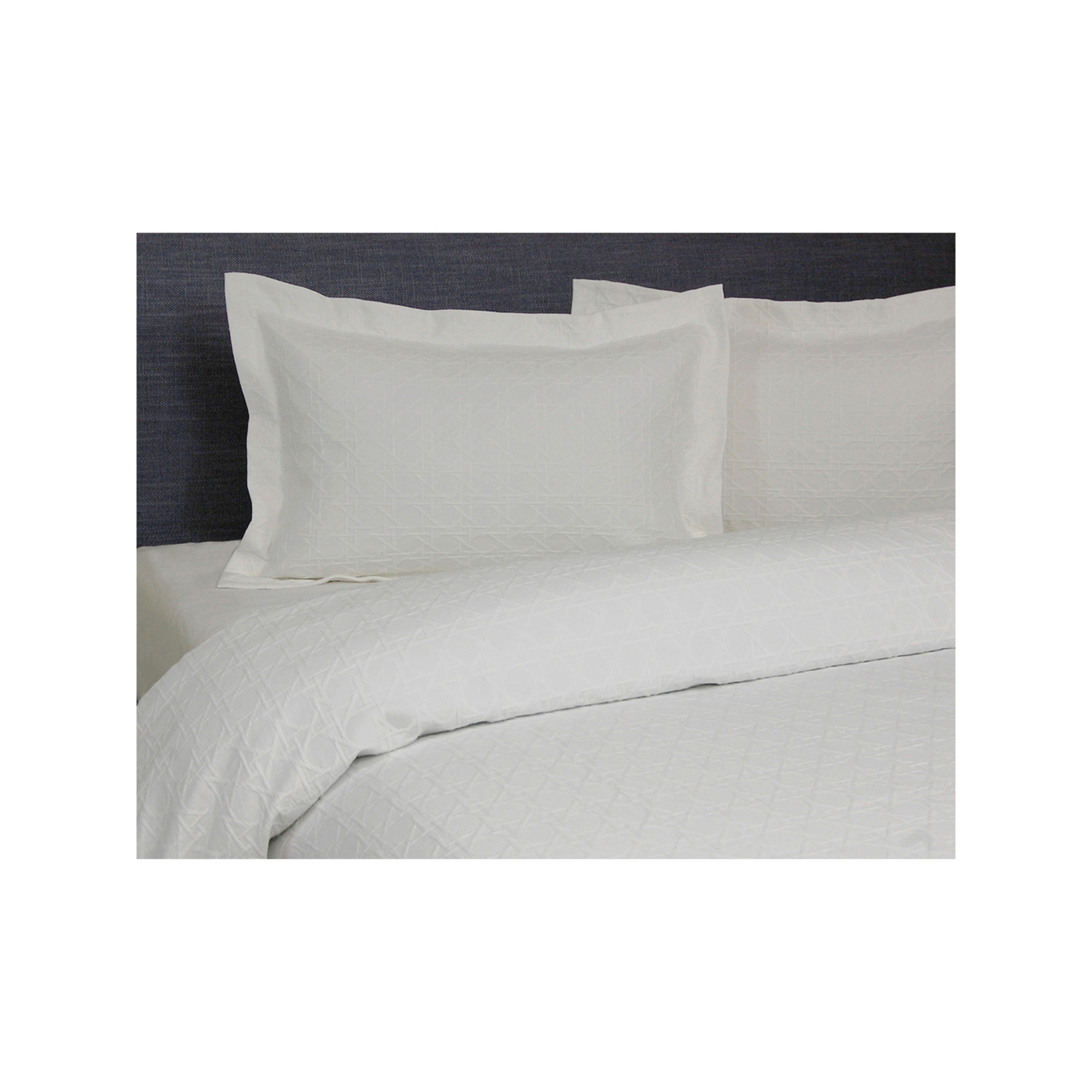 Jason Commercial Queen/King Bed Villa Matelasse Coverlet 250x240cm ...