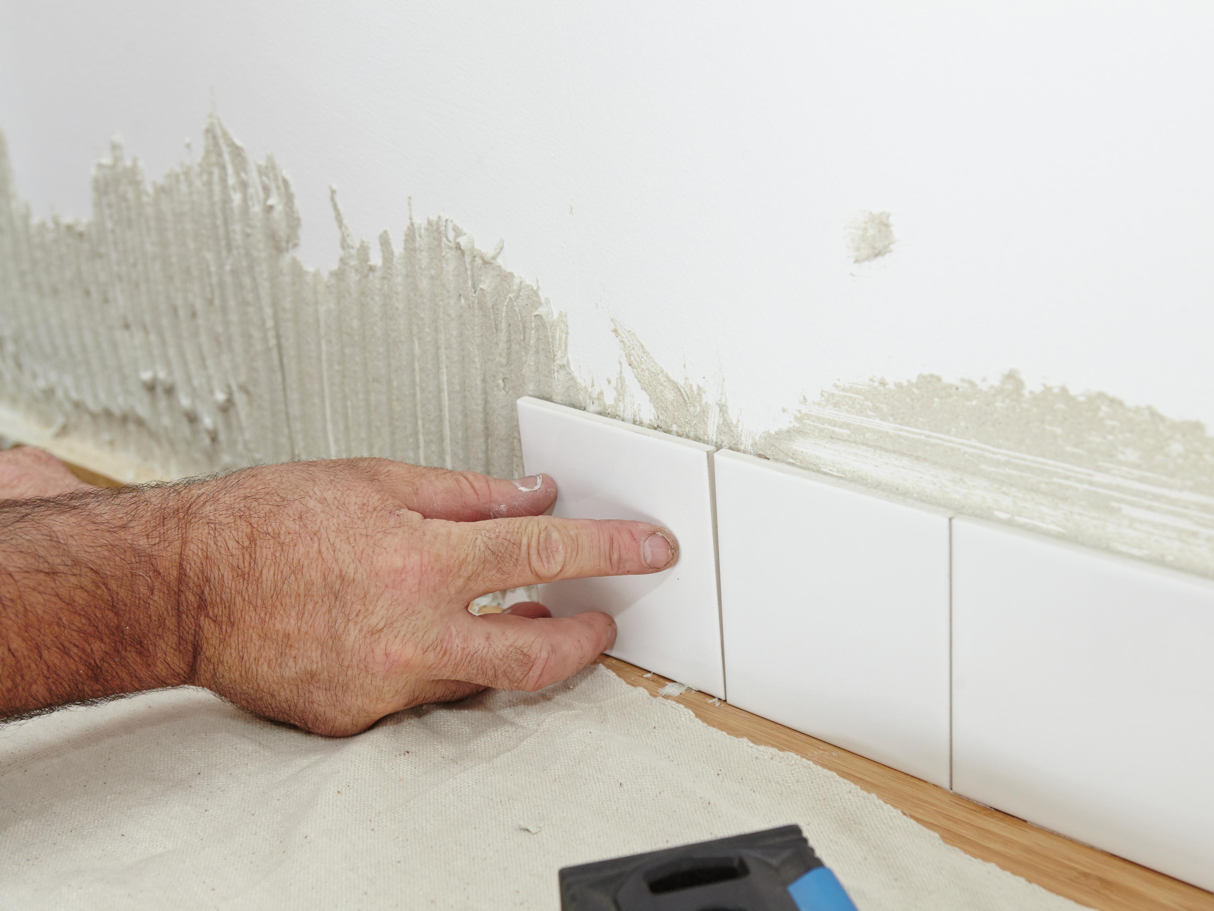 How To Tile a Splashback - Bunnings Australia