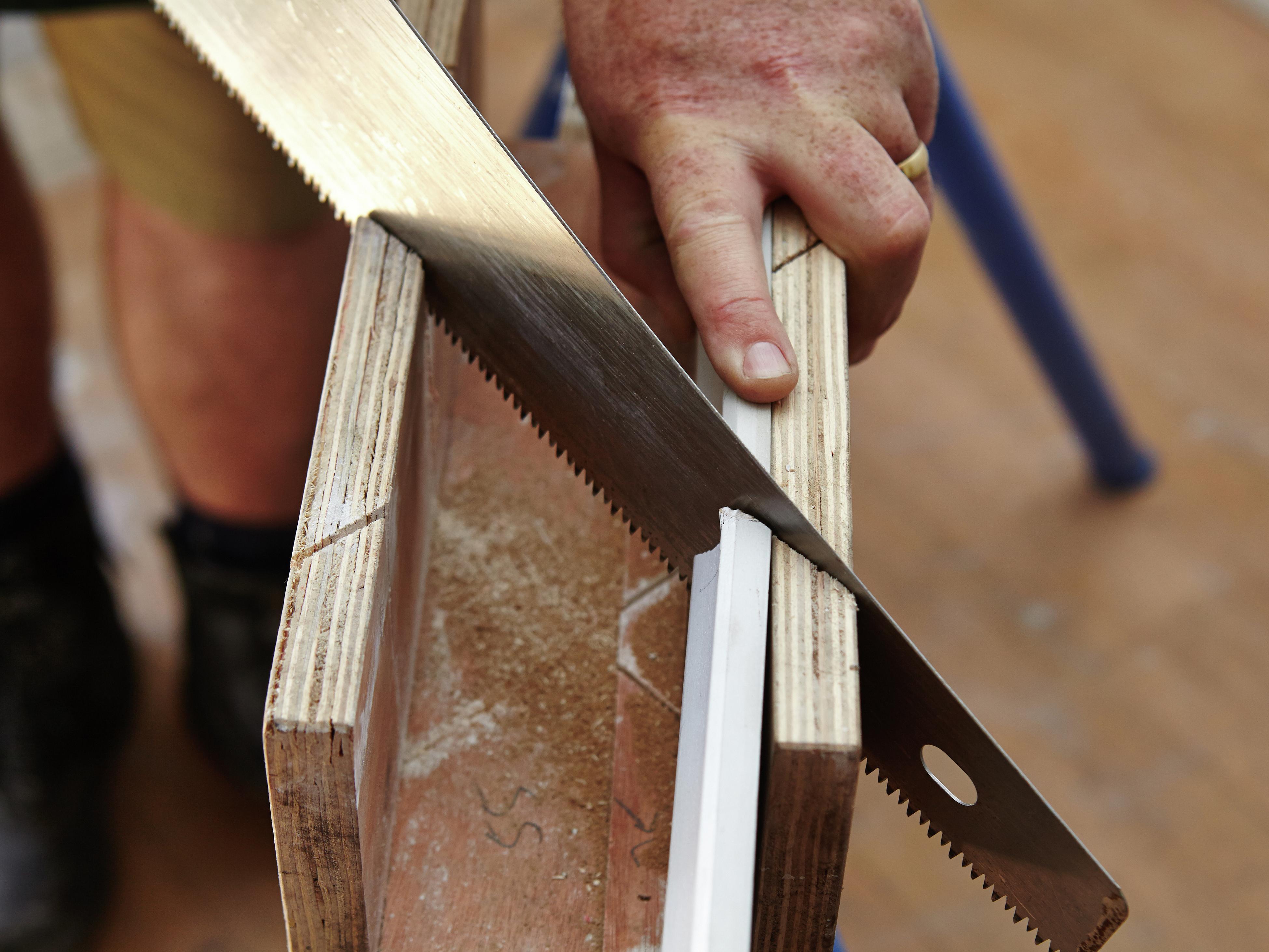 How To Install Skirting Boards - Bunnings Australia