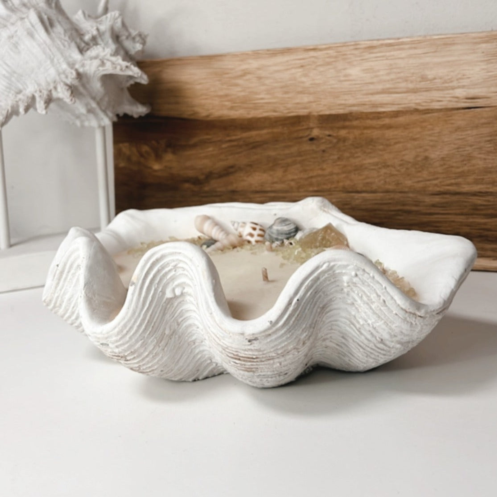 Clam Shell Soy Candle Coconut Lime Infused With Crystals - Bunnings ...